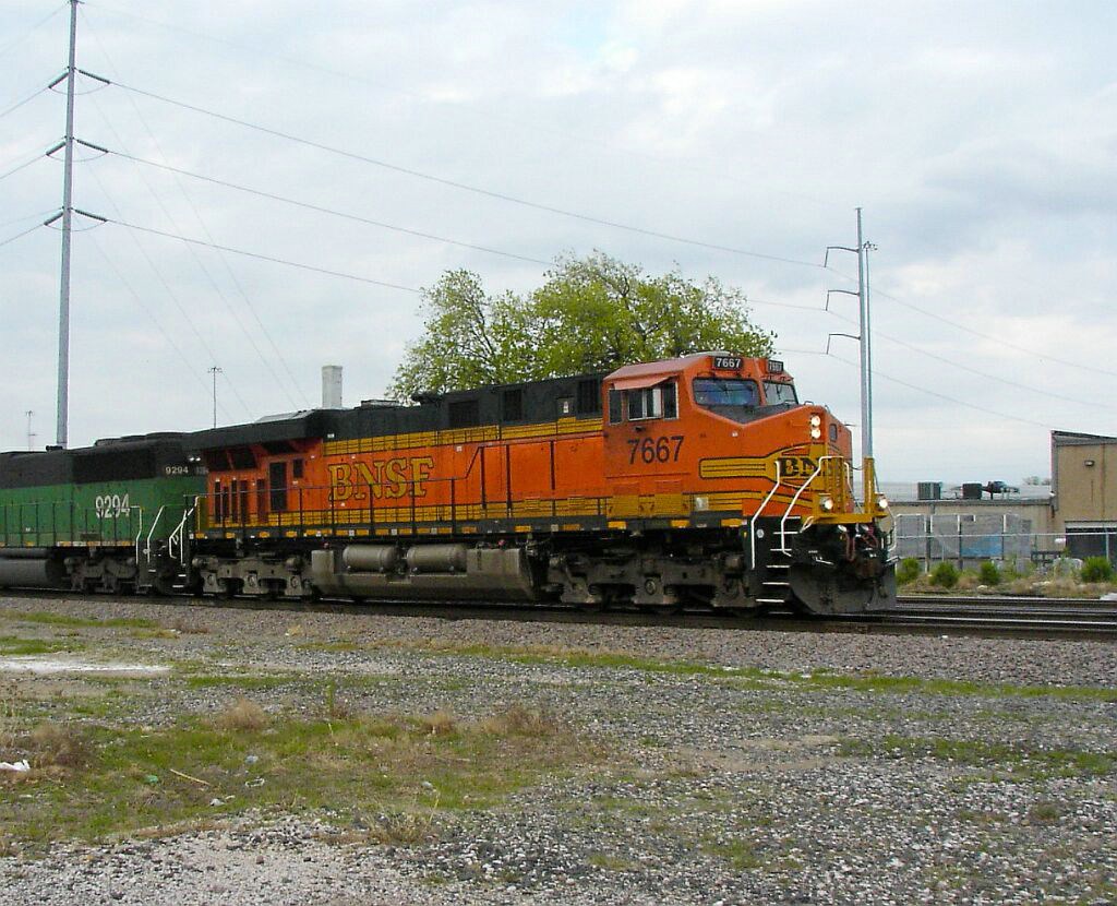 BNSF 7667